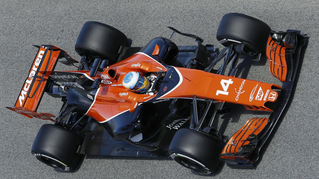 Alonso es una máquina y saldrá con su 'tractor' McLaren... ¡séptimo!