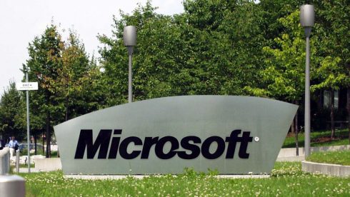 Microsoft anuncia su mayor inversión en España: 1.950 millones para ...