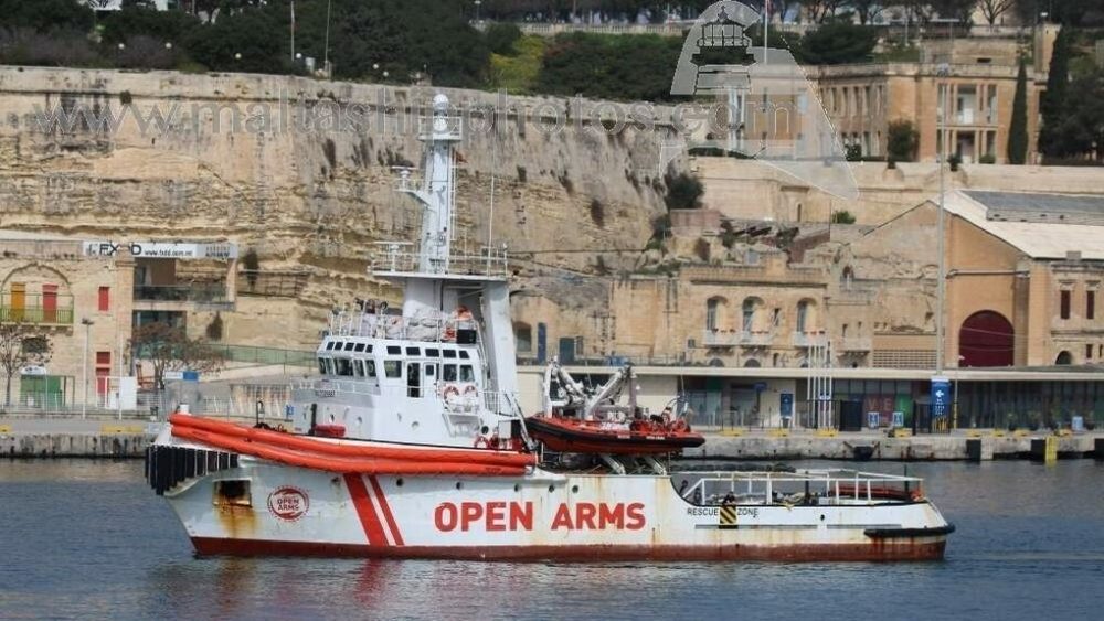 El Open Arms zarpa hacia Nápoles para iniciar una "nueva misión" en el ...