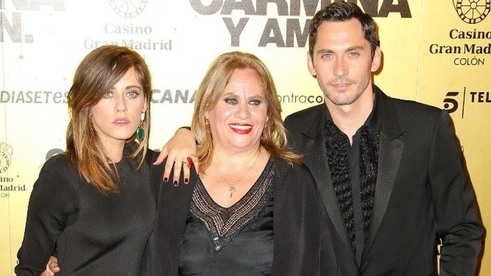 María León, a la sombra de su madre