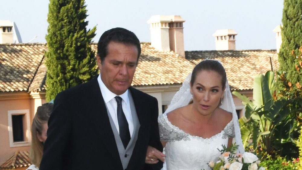 La gran boda de Paola Zóbel, la heredera y nieta del fundador de Sotogrande