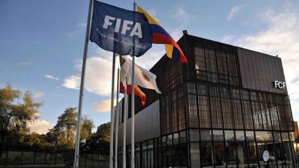 Una docena de directivos de la FIFA detenidos en una redada de la ...