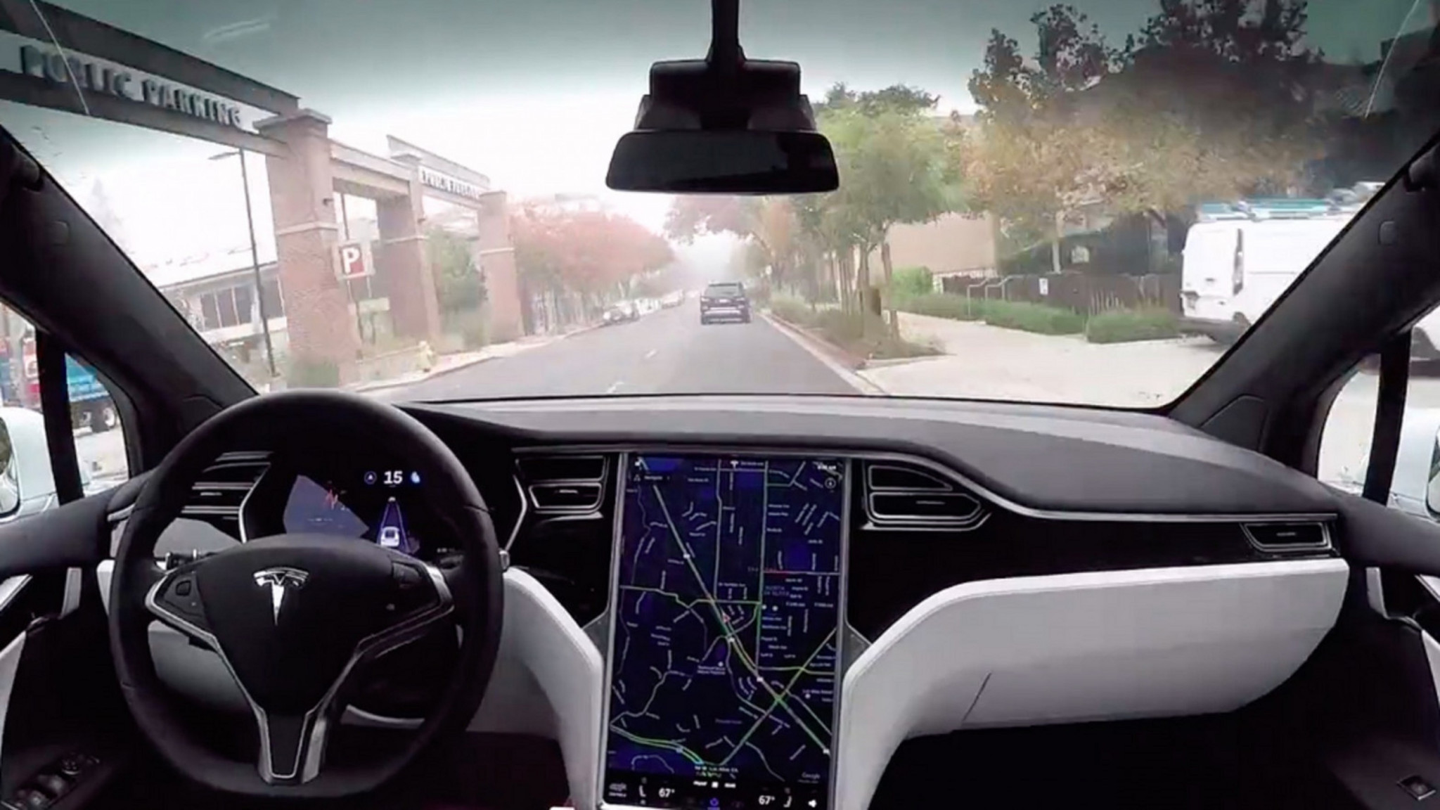 Tesla Tiene Abiertas Diez Investigaciones Por Accidentes De Conducción