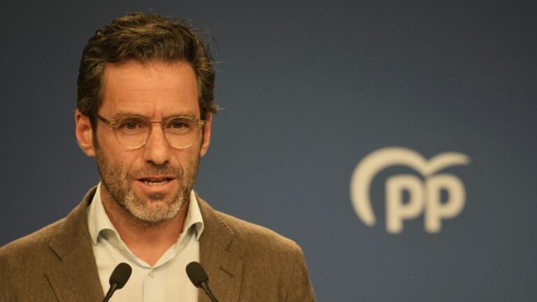 El Pp Ningunea La Carta De Abascal Y La Considera Un Nuevo Balón De