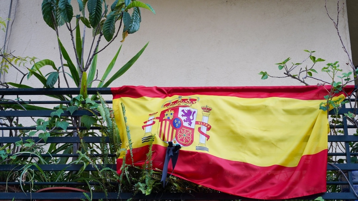 Me he mudado a un pueblo facha